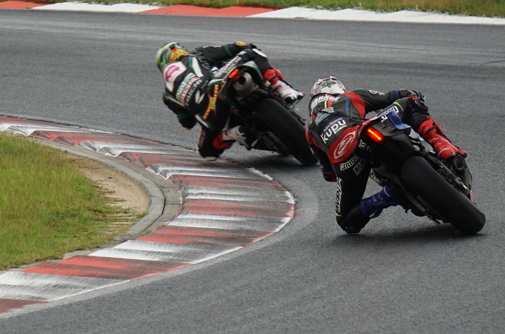 【決勝結果速報】 2022年全日本ロードレースRd.7 岡山 ST600 決勝レース | 速報 | 全日本ロードレース選手権 | ブリヂストンモータースポーツ